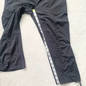 Indygena | Pants & Jumpsuits | Indygena Nakato Capri Pant Xs Grey ...